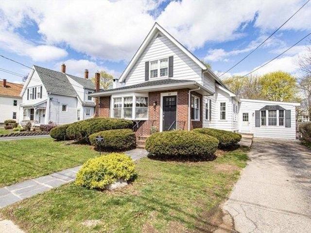 house with 4 bedroom, Whitman MA DS102670301