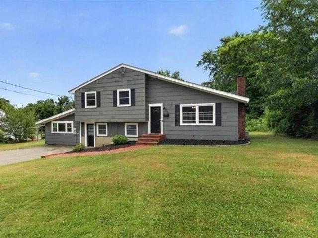 house with 4 bedroom, Whitman MA ES105081104