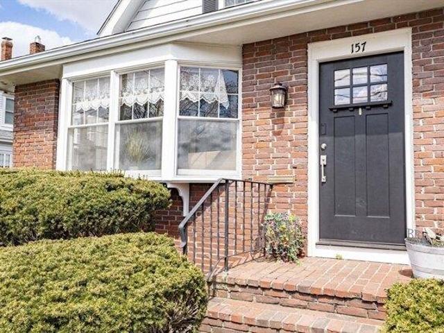 house with 4 bedroom, Whitman MA ES102959332