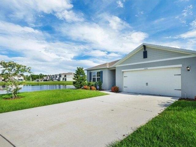 house with 4 bedroom, Winter Haven FL DLS92286583