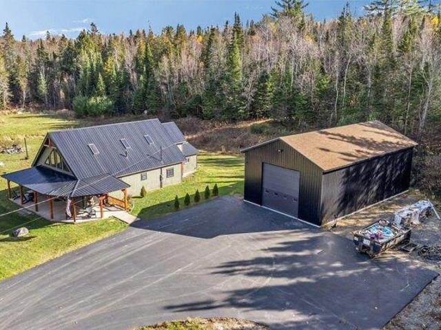 house with 4 bedroom, Winterport ME DLS100267048