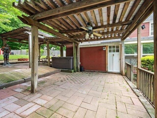 house with 4 bedroom, Winterport ME ES104078371