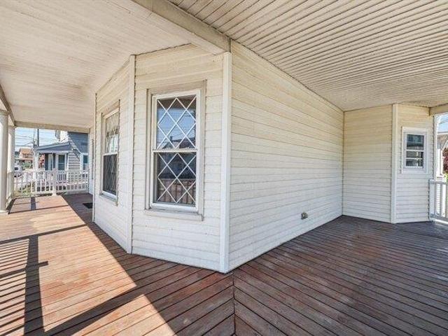 house with 4 bedroom, Winthrop MA ES103250621