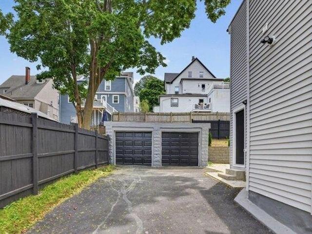 house with 4 bedroom, Winthrop MA ES104407419