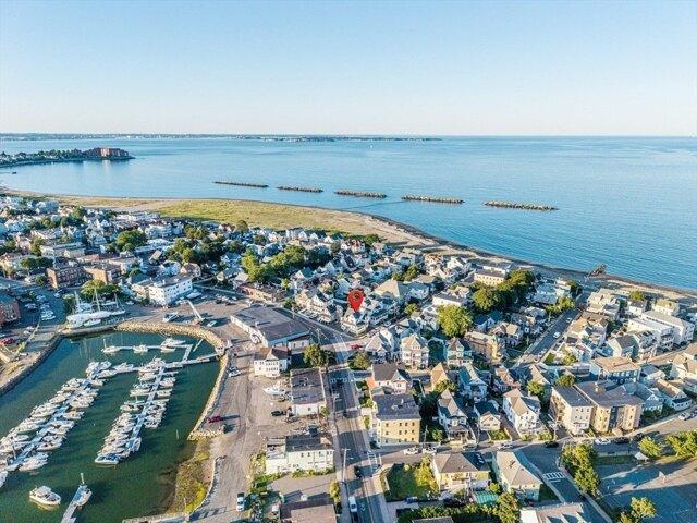 house with 4 bedroom, Winthrop MA ES105107191