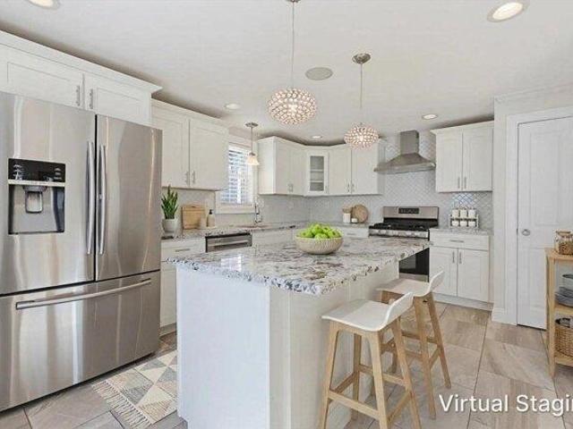 house with 4 bedroom, Winthrop MA ES105108114
