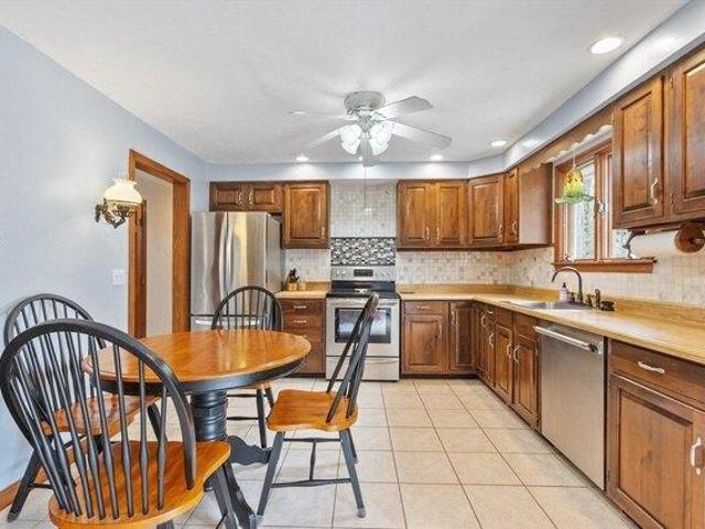 house with 4 bedroom, Winchendon MA DS103187420