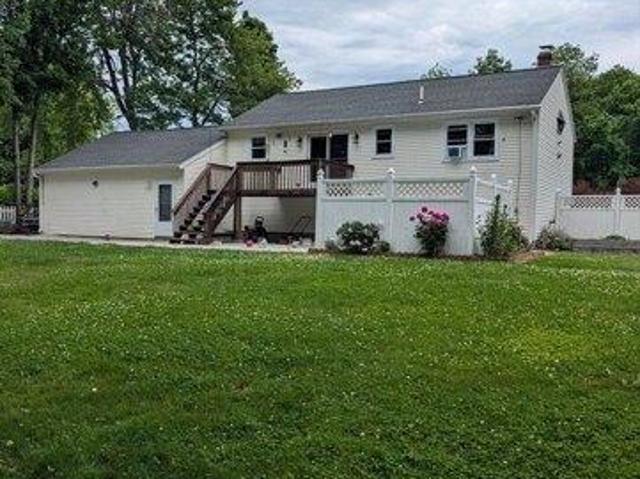 house with 4 bedroom, Winchendon MA ES104237790