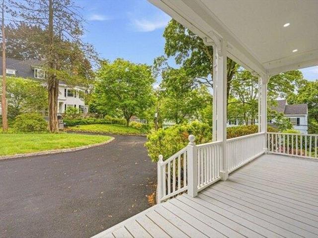 house with 4 bedroom, Winchester MA ES104870040