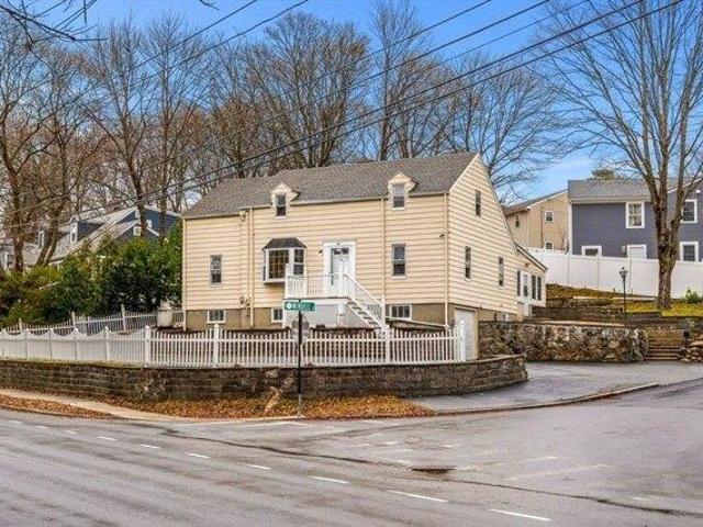 house with 4 bedroom, Winchester MA ES103444922