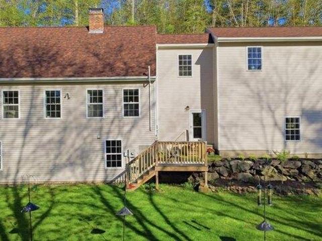 house with 4 bedroom, Windham ME DS102562160