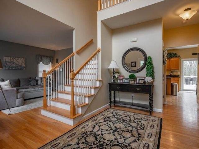 house with 4 bedroom, Windham NH DLS102480007