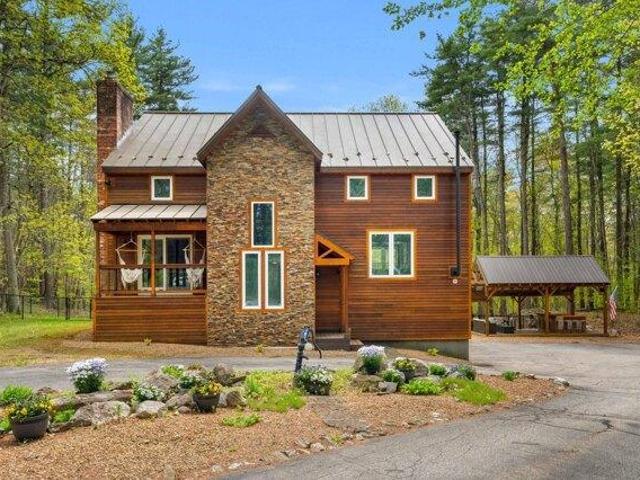 house with 4 bedroom, Windham NH DLS102779159