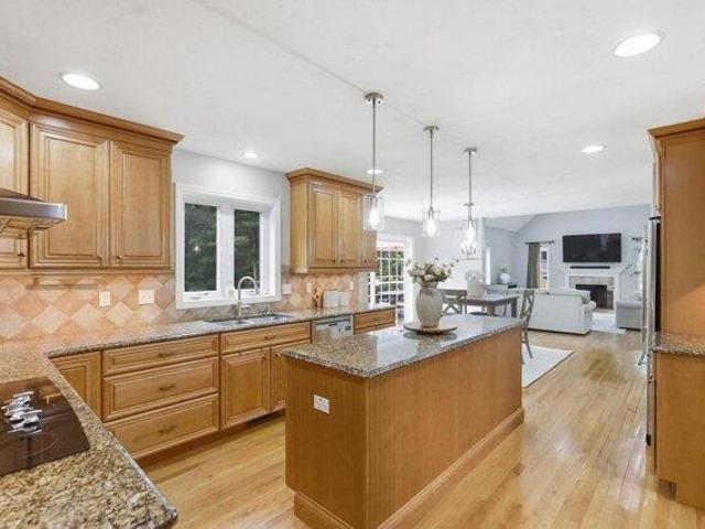 house with 4 bedroom, Windham NH DS104480012