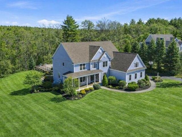house with 4 bedroom, Windham NH DS102412929