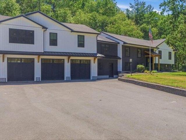 house with 4 bedroom, Windham NH DS103184794