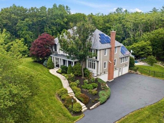 house with 4 bedroom, Windham NH ES104834943