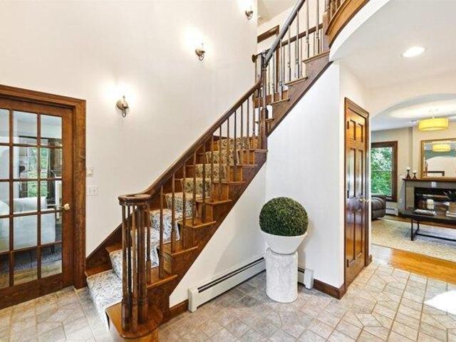 house with 4 bedroom, Windham NH ES105139786