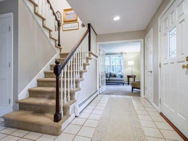 house with 4 bedroom, Windham NH ES105192477