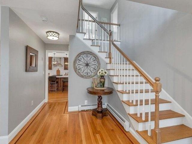 house with 4 bedroom, Windham NH ES103967406