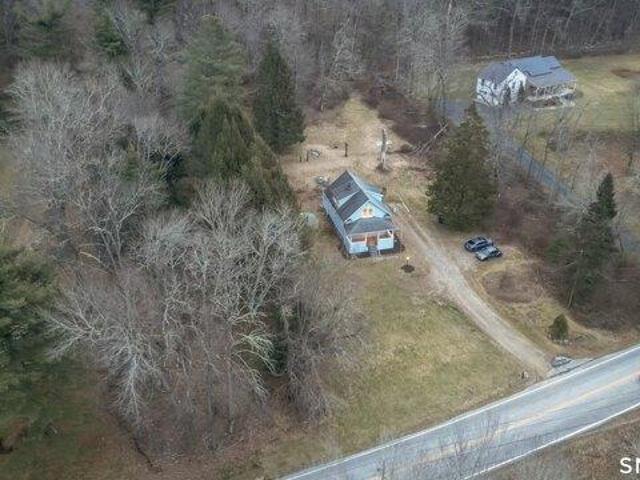 house with 4 bedroom, Windham CT DLS102530659