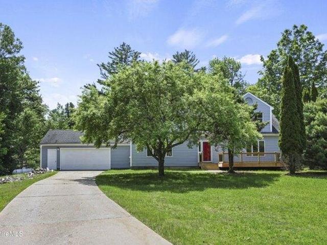 house with 4 bedroom, Windsor MA ES104376578