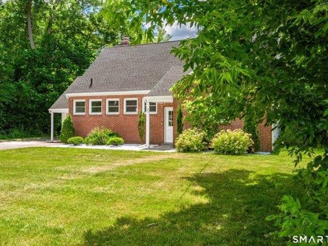 house with 4 bedroom, Windsor CT ES104077092