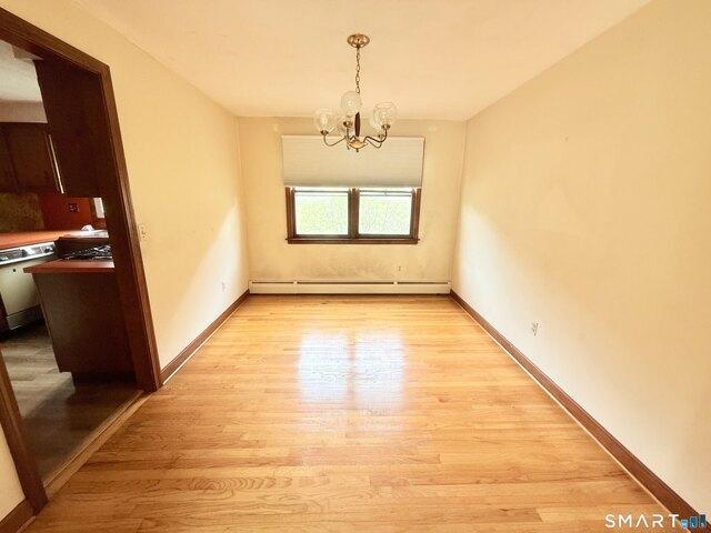house with 4 bedroom, Windsor CT ES105144592