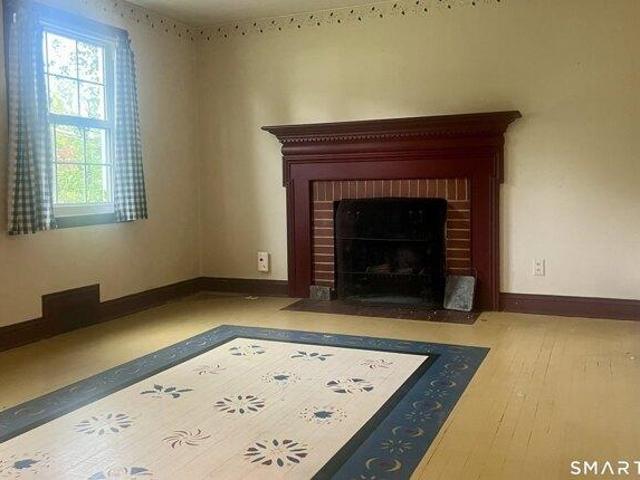 house with 4 bedroom, Windsor CT ES105203387