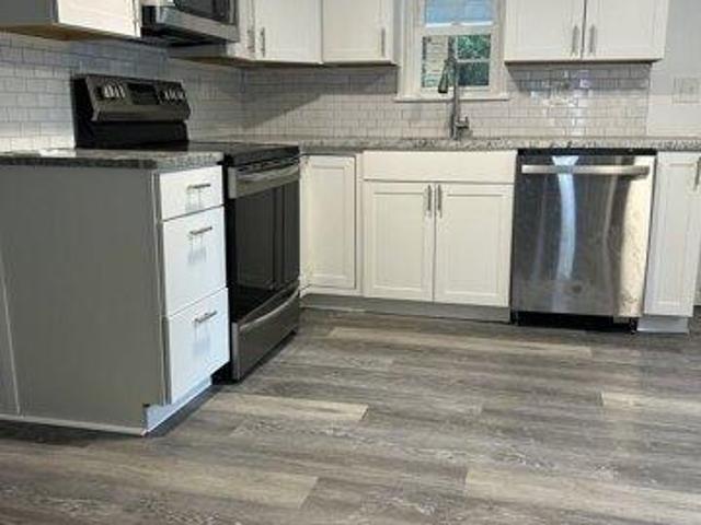 house with 4 bedroom, Windsor CT ES103439849
