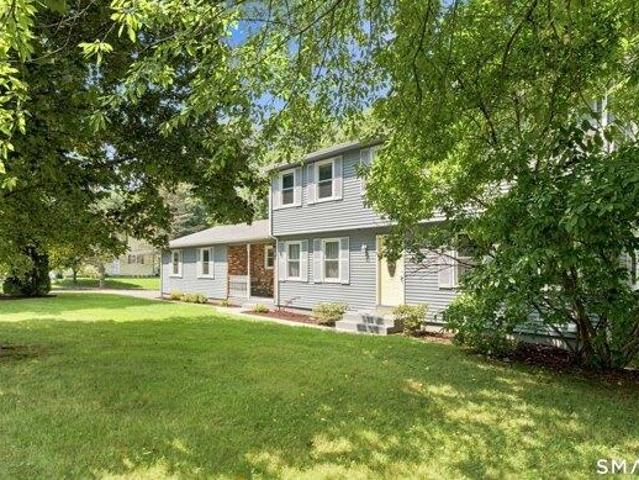 house with 4 bedroom, Windsor Locks CT ES105107238