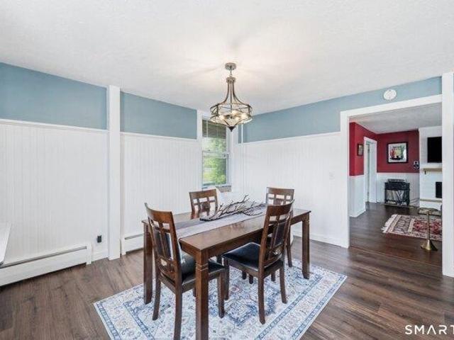 house with 4 bedroom, Windsor Locks CT ES105208051