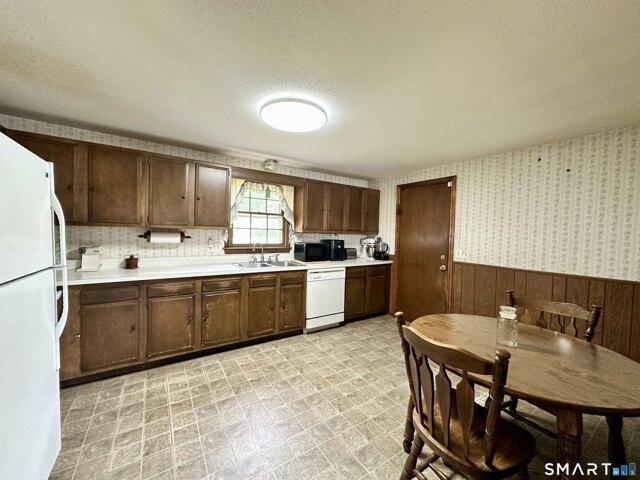 house with 4 bedroom, Windsor Locks CT ES103162121