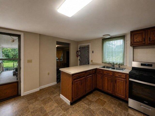 house with 4 bedroom, Winooski VT ES105229512