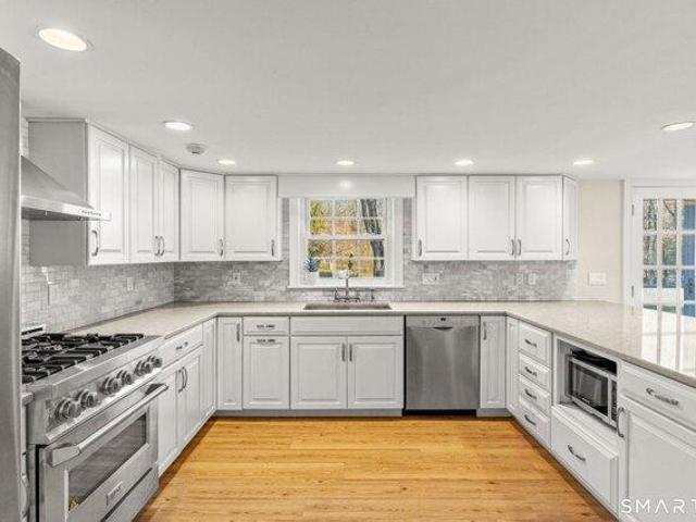 house with 4 bedroom, Wilton CT DS102215098