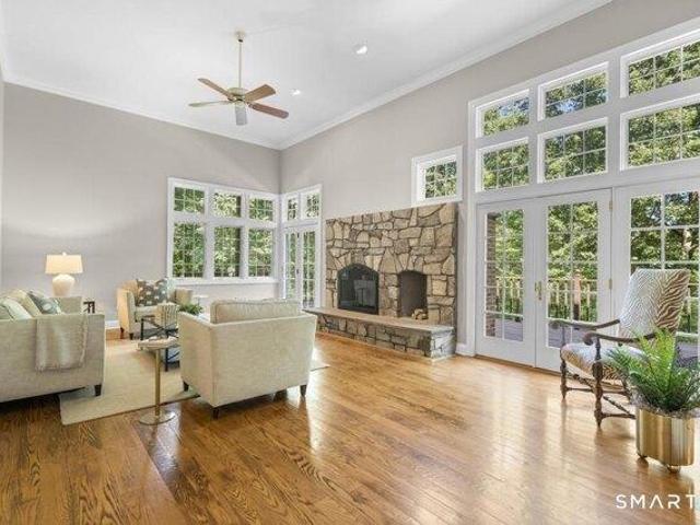 house with 4 bedroom, Wilton CT ES104567604