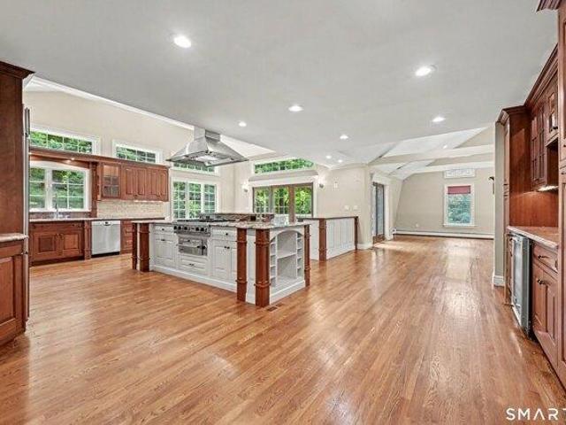 house with 4 bedroom, Wilton CT ES104851074