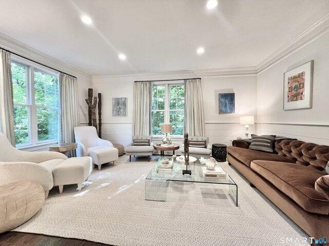 house with 4 bedroom, Wilton CT ES104114812