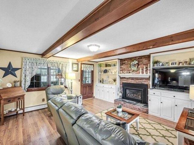 house with 4 bedroom, Wilbraham MA DS102409777