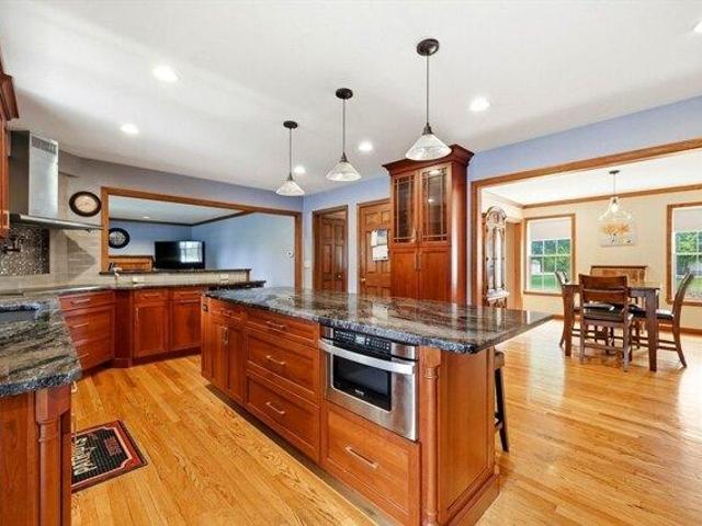 house with 4 bedroom, Wilbraham MA DS103101582