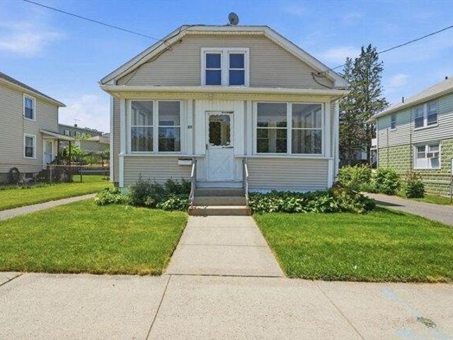 house with 4 bedroom, Wilbraham MA ES104479418