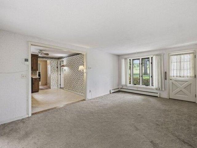 house with 4 bedroom, Wilbraham MA ES104994668