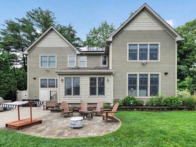 house with 4 bedroom, Wilbraham MA ES104113488