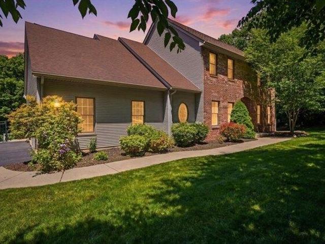 house with 4 bedroom, Wilbraham MA ES105155814