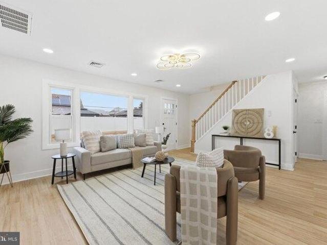 house with 4 bedroom, Willingboro NJ DLS101658224