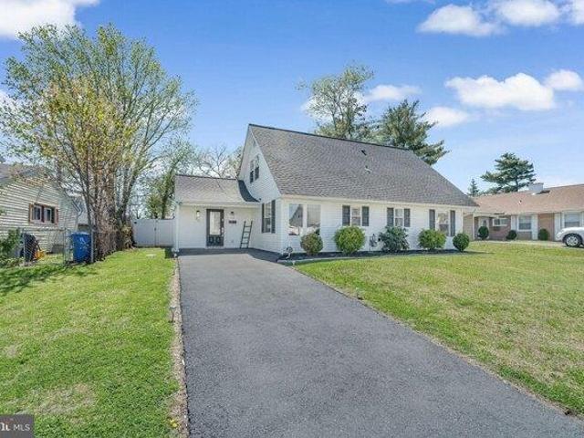 house with 4 bedroom, Willingboro NJ DS102776206