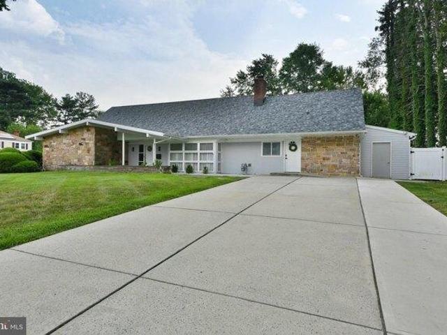 house with 4 bedroom, Willingboro NJ ES105156099
