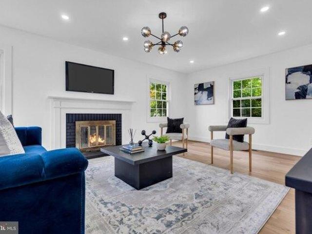 house with 4 bedroom, Willingboro NJ ES105175427