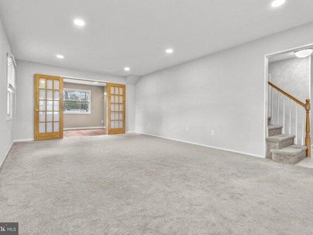 house with 4 bedroom, Willingboro NJ ES105207314