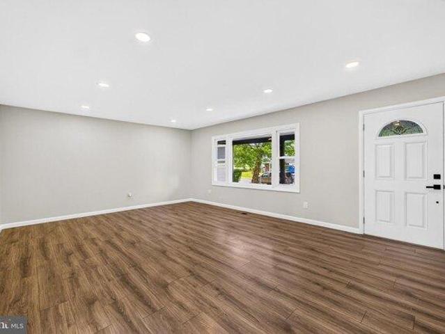 house with 4 bedroom, Willingboro NJ ES105207902